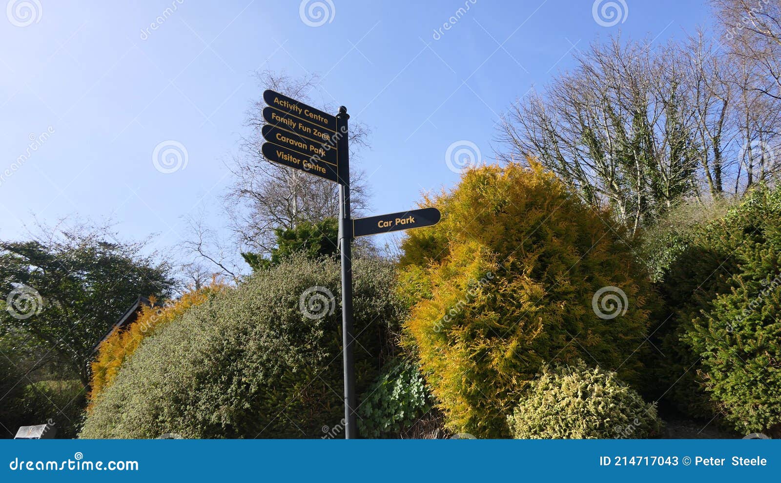 Caravan, Car Park and Visitor Centre Signs at the Park Stock Image ...