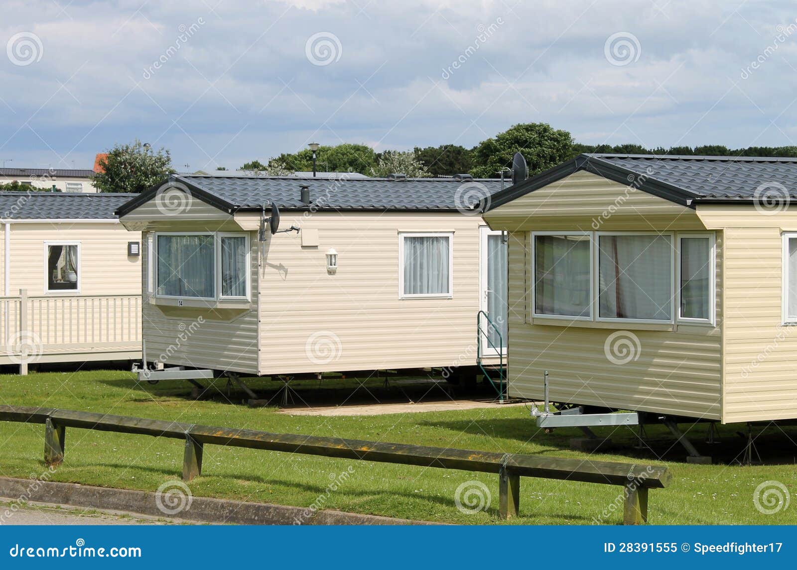 Caravan mobile homes stock image. Image of english, caravan - 28391555