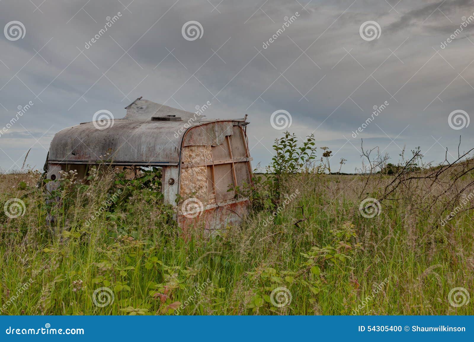 Caravan stock photo. Image of decay, nature, empty, grass - 54305400