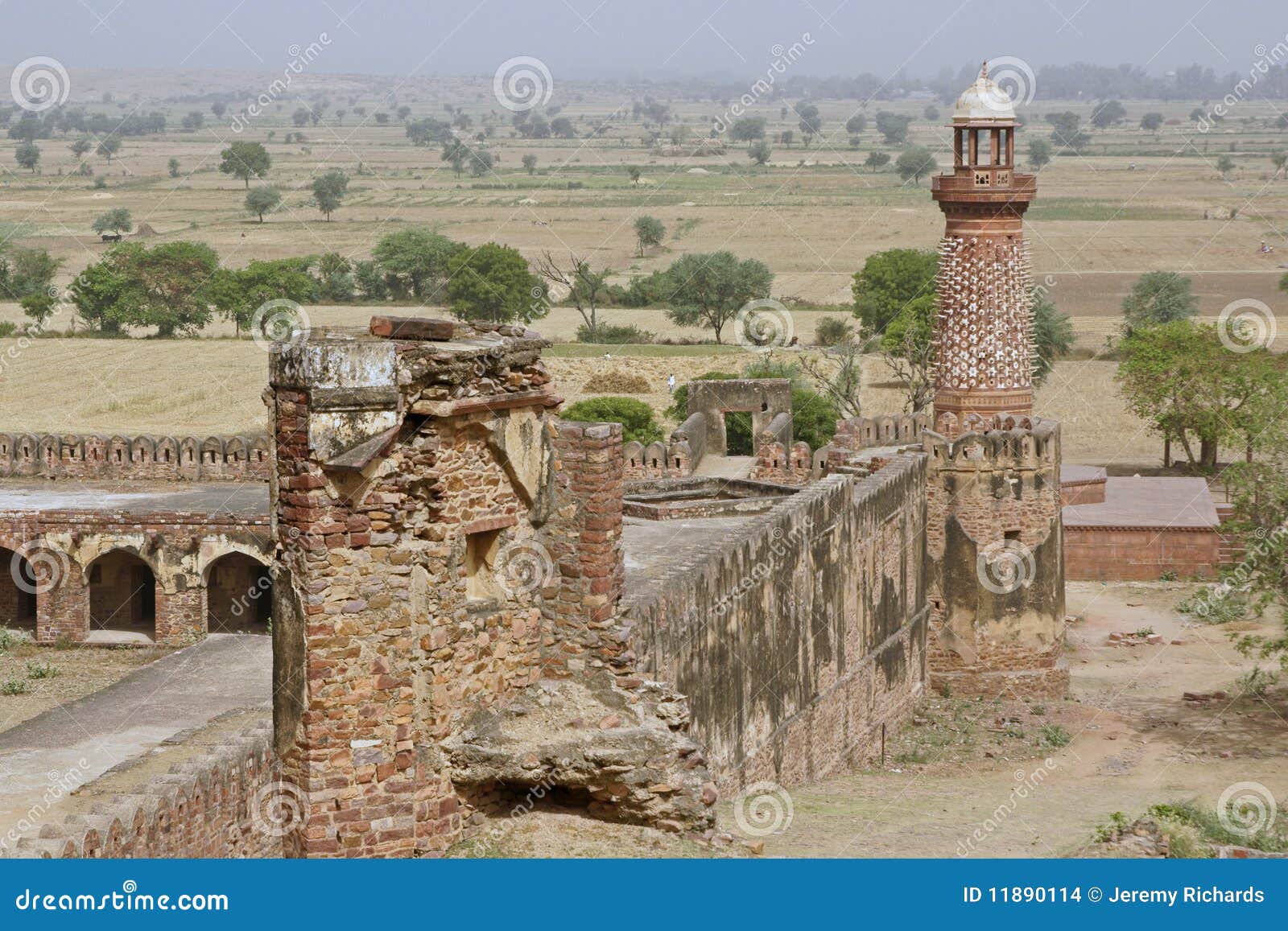 Caravanserai stock photo. Image of india, minar, islamic - 11890114