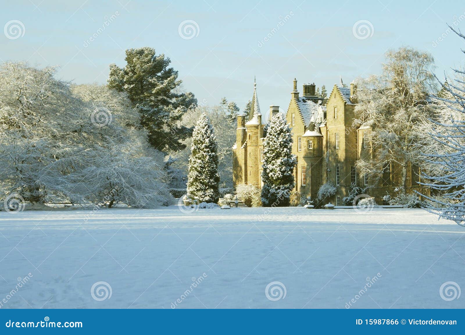 Carberry tower in winter stock photo. Image of east, cold - 15987866