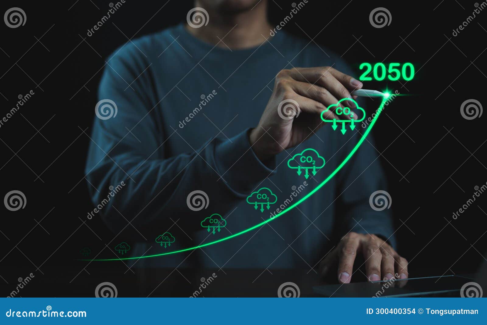 Carbon Reduce Emission Concept. Businessman Point To Increasing Arrow ...
