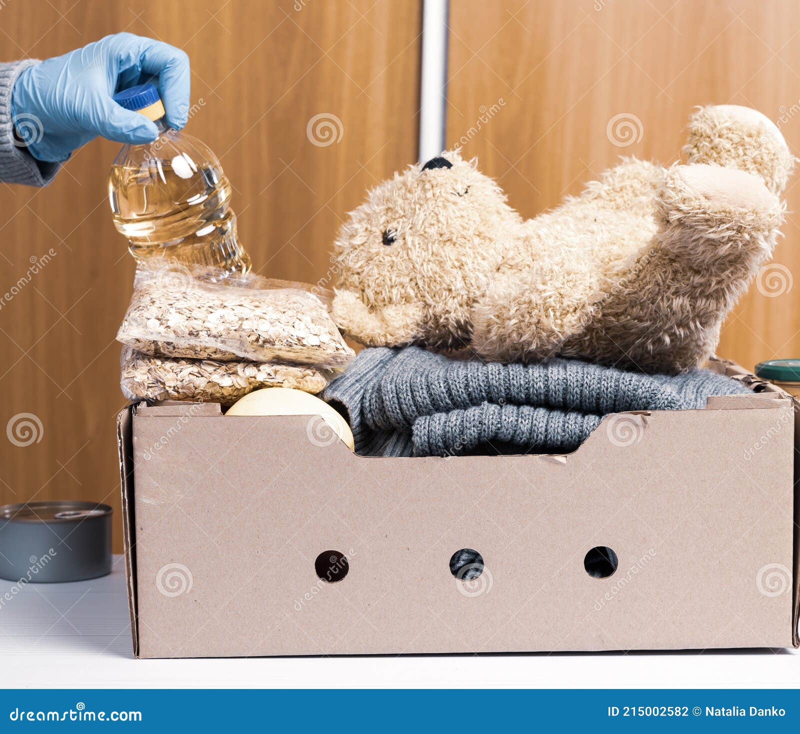 Cardboard Box with Food and Things To Help those in Need, Help Concept ...