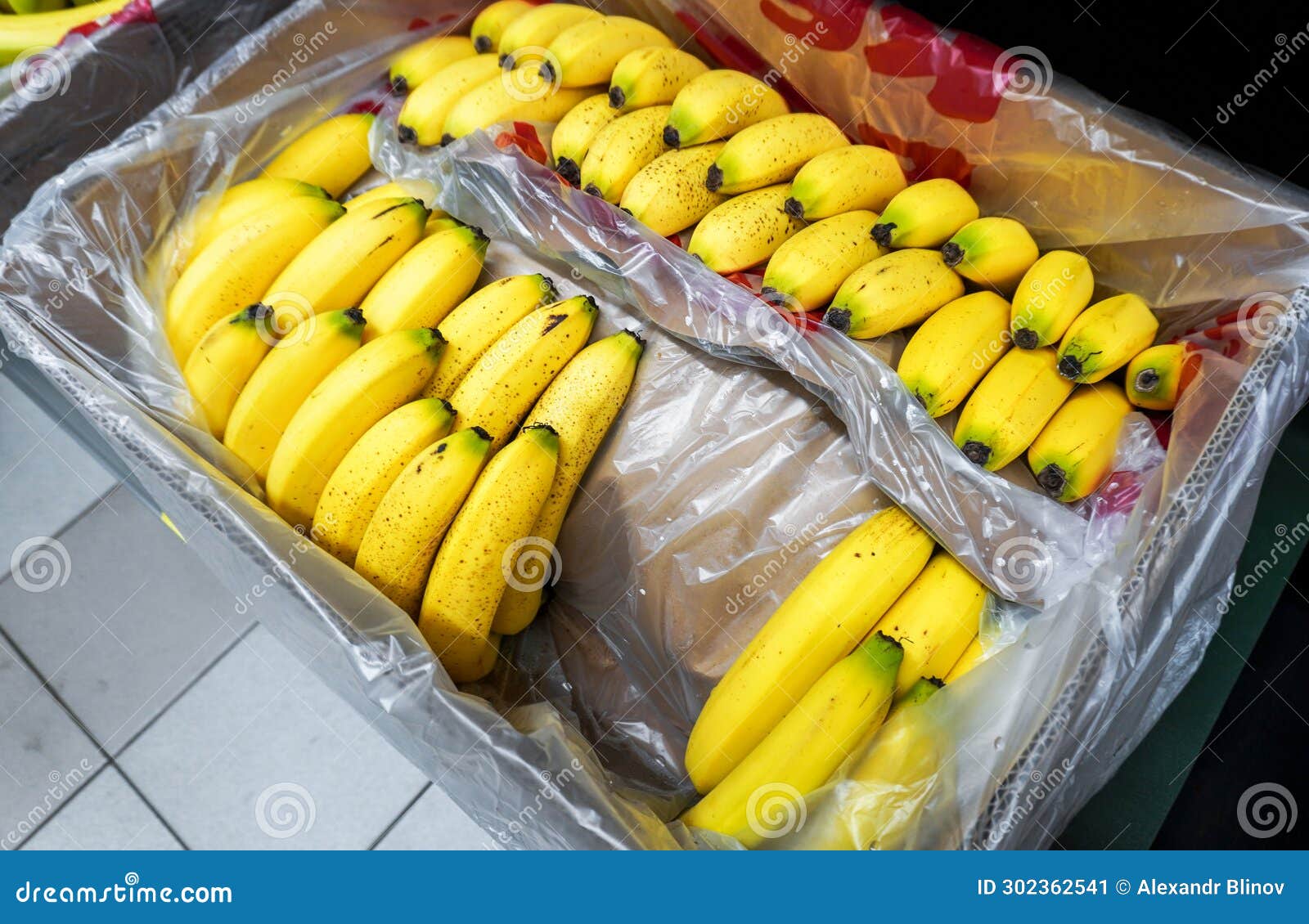 Cardboard Box with Fresh Bananas at the Superstore Stock Image - Image ...
