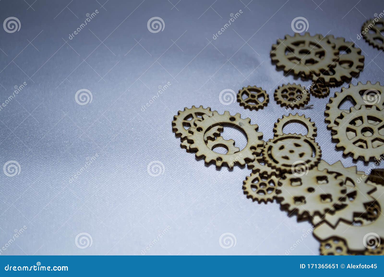 Cardboard Gear Box at Shawana Salvatore blog