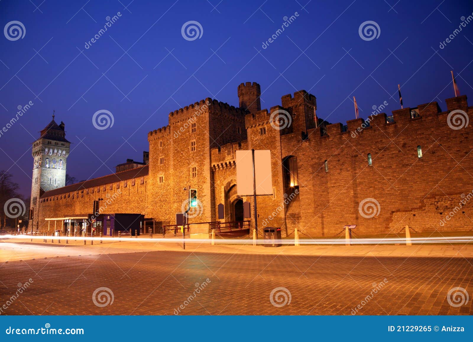 Cardiff Castle Royalty-Free Stock Photo | CartoonDealer.com #12487929