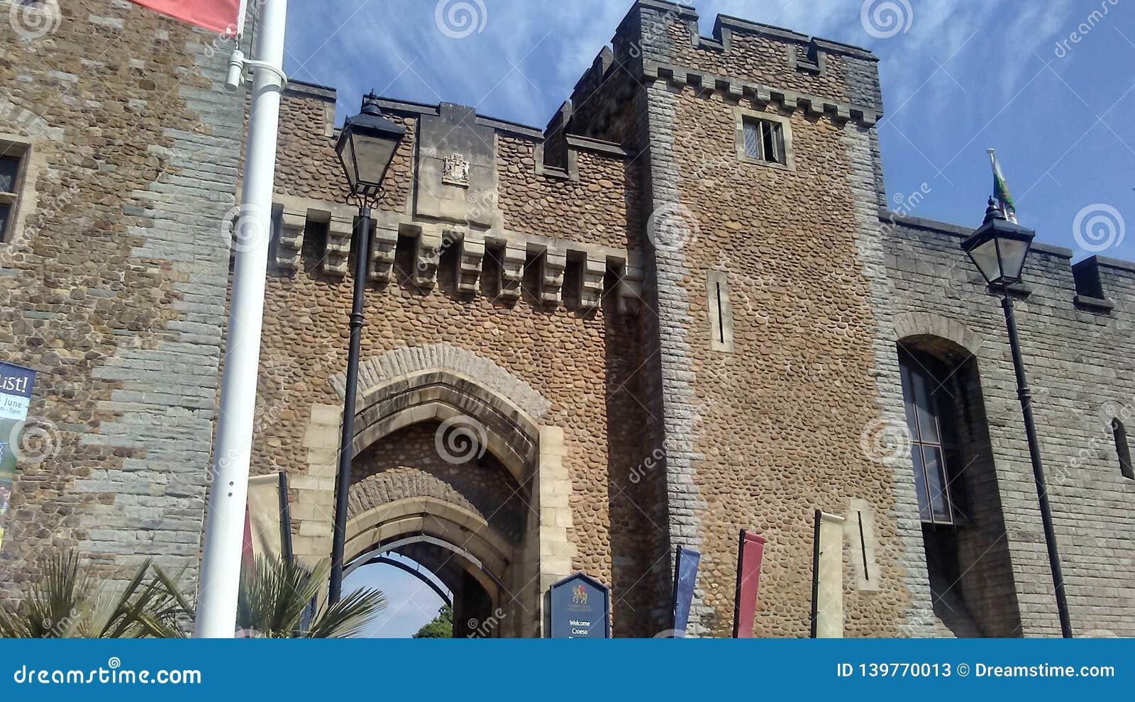 Cardiff castle gate editorial stock photo. Image of castle - 139770013