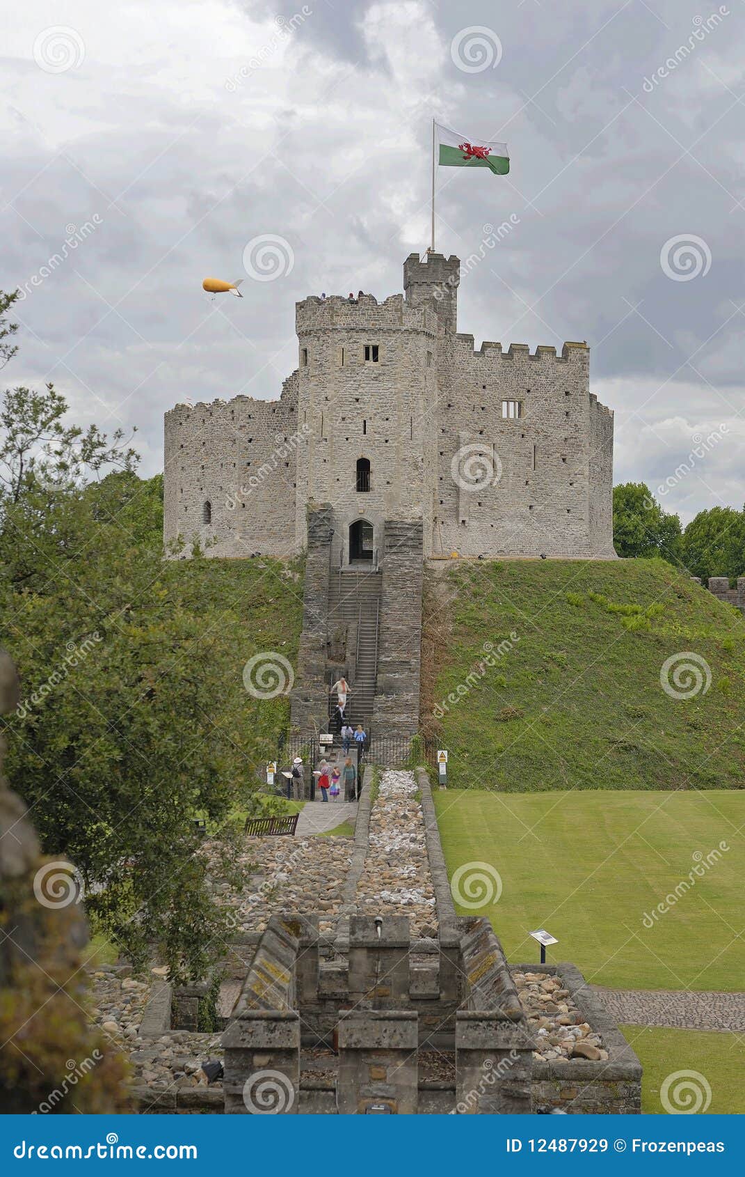 Cardiff-Schloss stockbild. Bild von vereinigt, tourist - 12487929