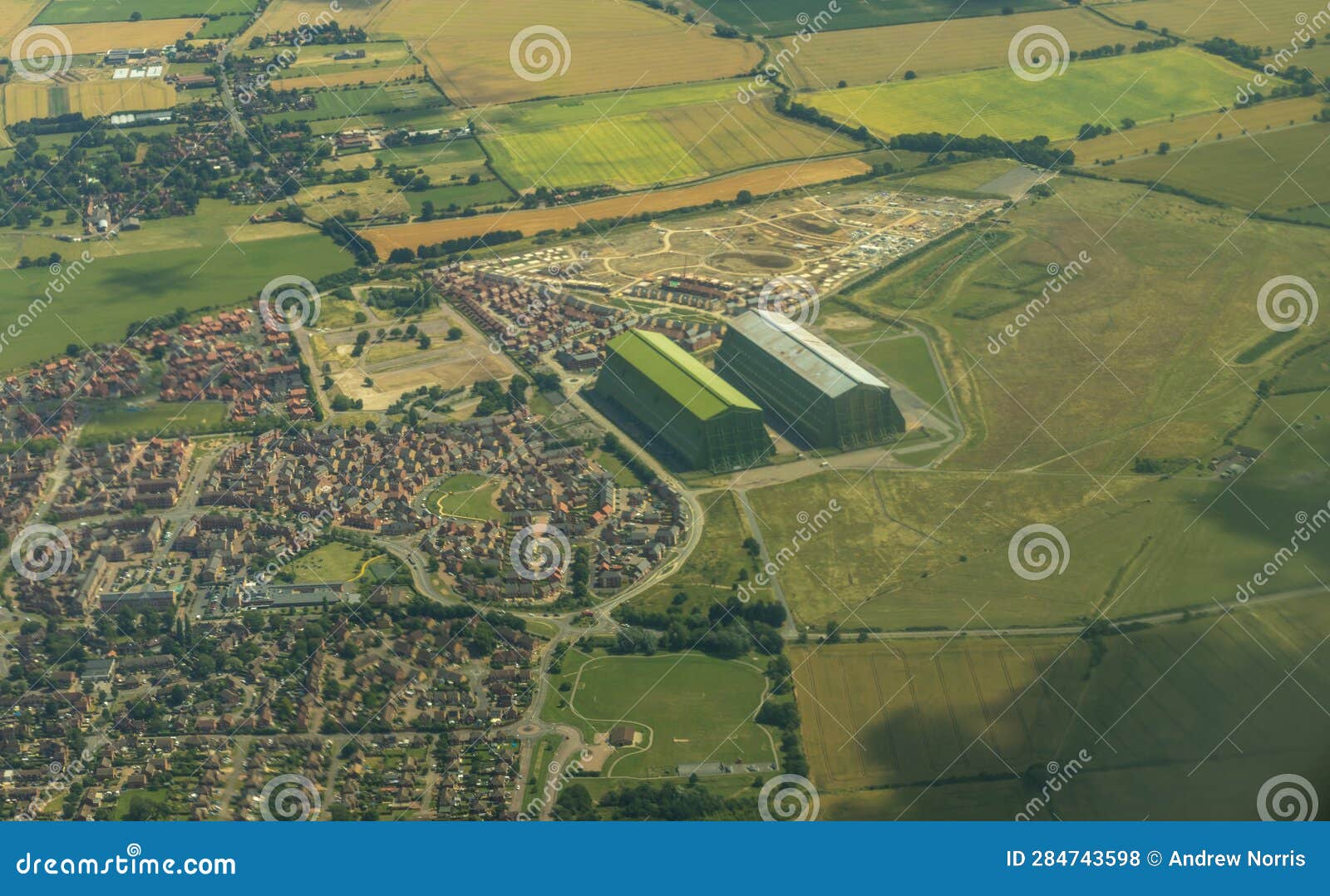 Cardington Aircraft Hangars Stock Photo - Image of storage, cardington ... Cardington Aircraft Hangars Stock Photo - Image of storage, cardington ...