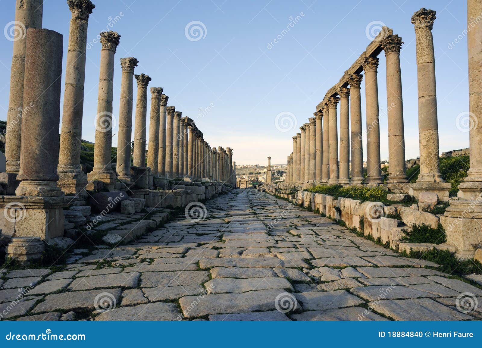 The Cardo Maximus in Jerash. Jordan Stock Photo - Image of roman, road ...