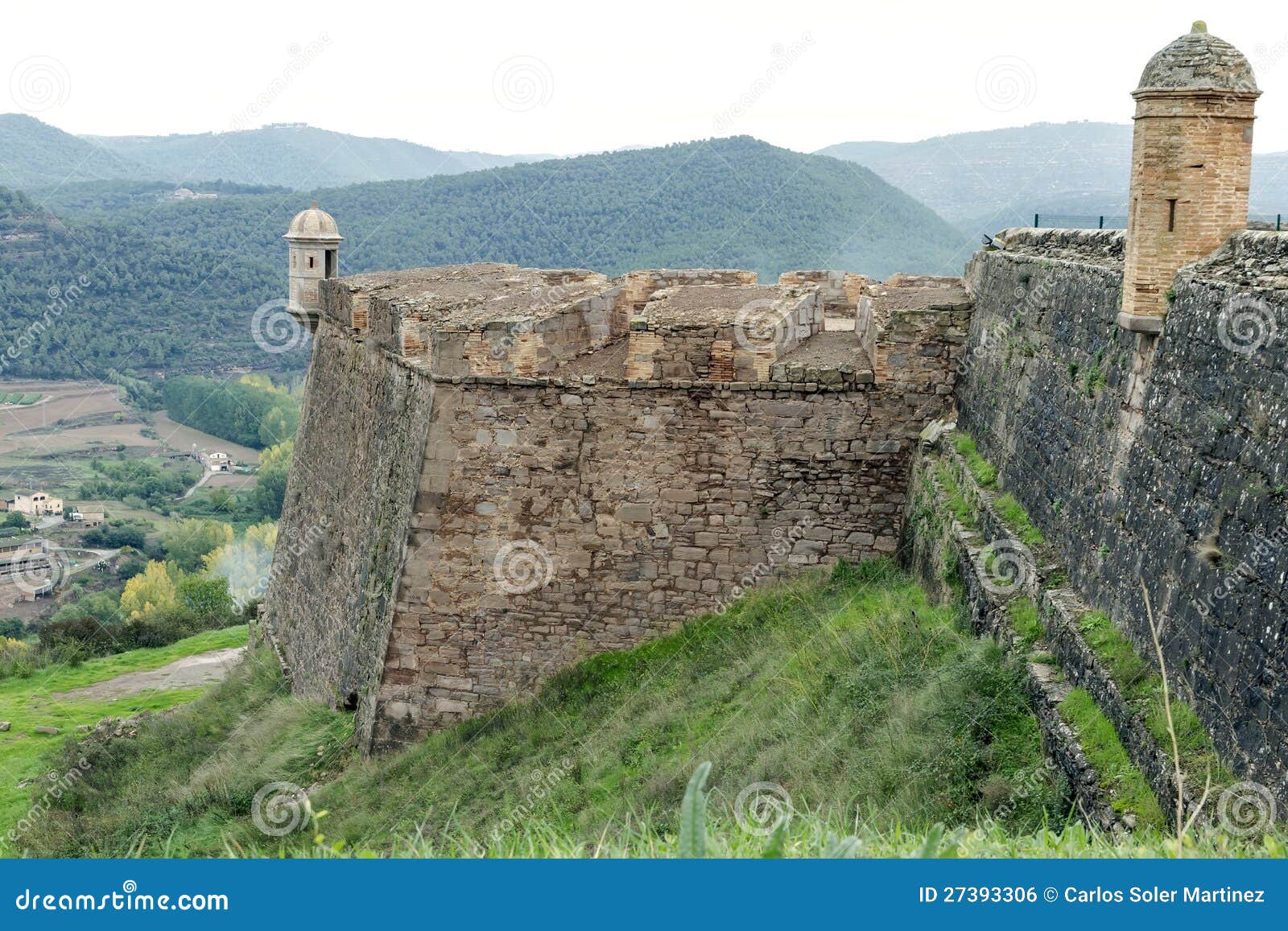 Cardona Castle in Catalonia. Stock Photo - Image of hill, cardona: 27393306