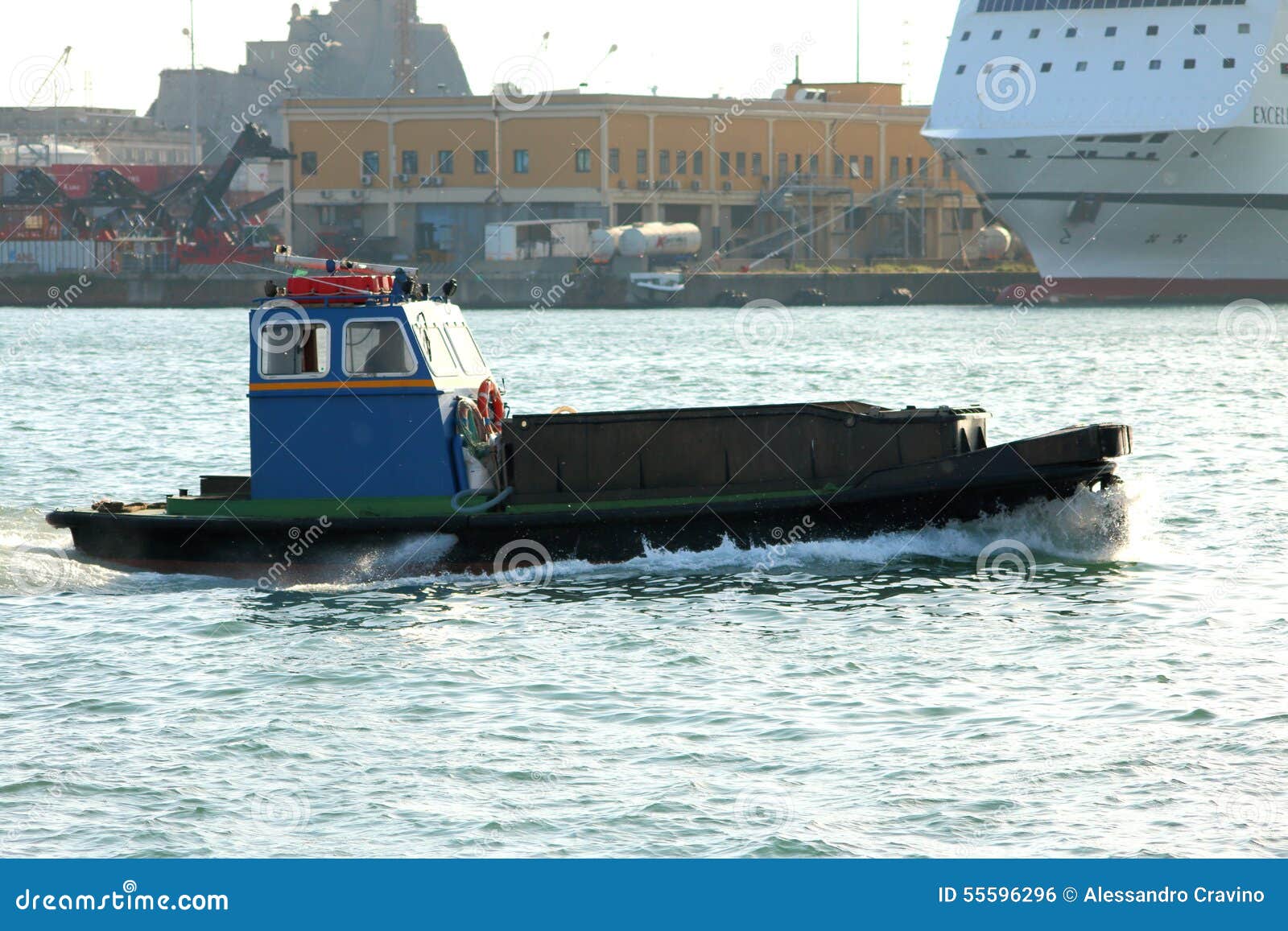 Cargo barge editorial photo. Image of port, genoa, barge - 55596296