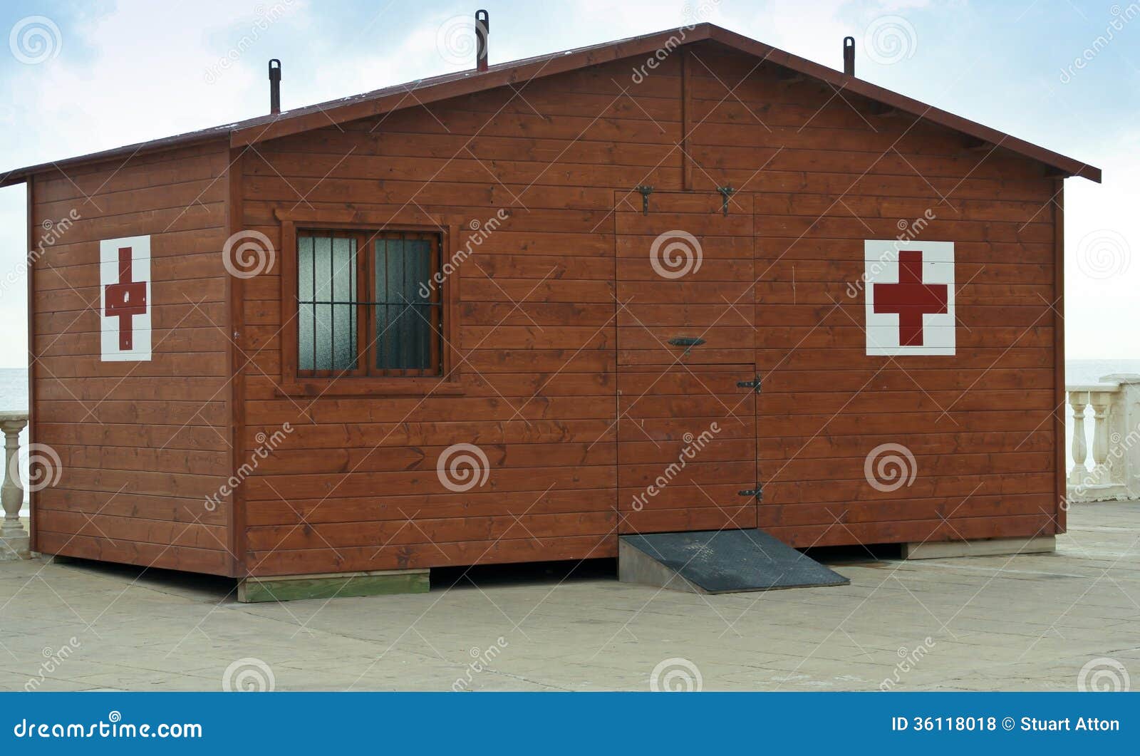 Cargo De Primeiros Socorros Foto de Stock - Imagem de primeiramente ...