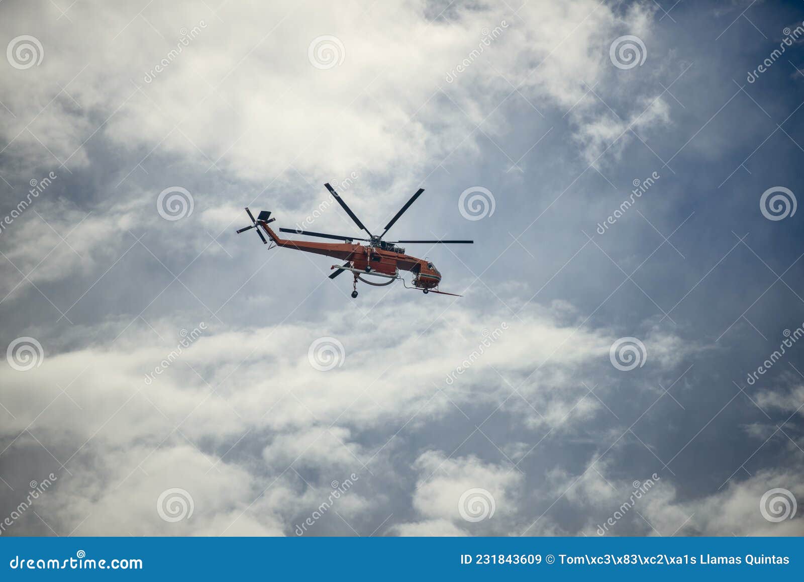 Cargo Helicopter Chassis Overload Fuselage Fuel Tank Cargo Transport ...