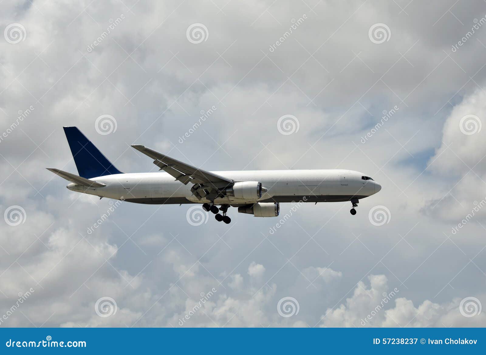Cargo Jet Airplane Side View Stock Image - Image of aircraft, freight ...