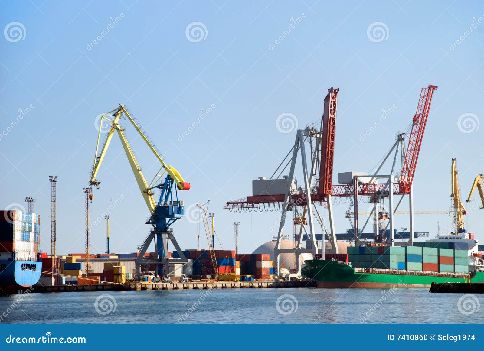Cargo loading in port stock photo. Image of freight, port - 7410860