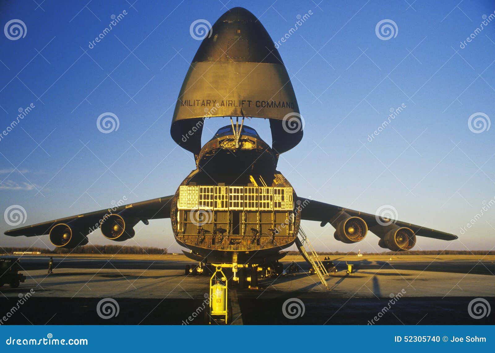 Cargo Plane Airbus A321 Of VietJet Air Landing At Tan Son Nhat ...