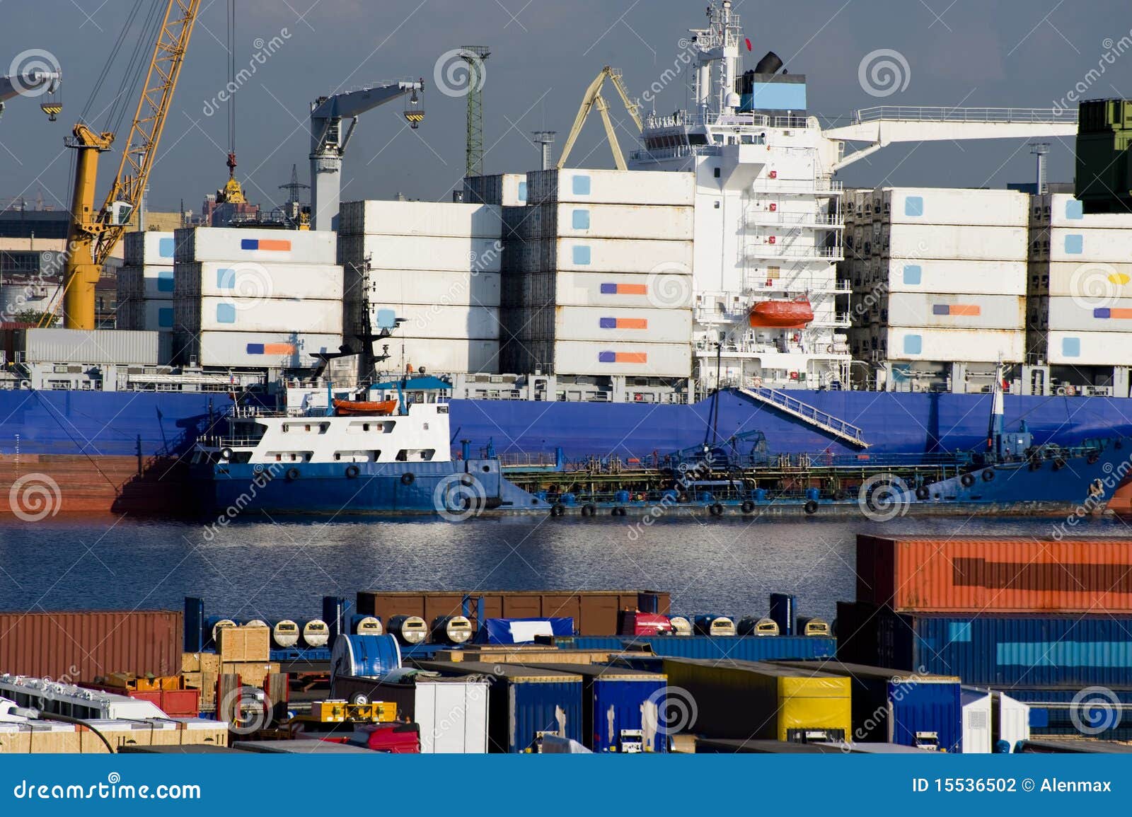 Cargo port stock photo. Image of harbour, load, ocean - 15536502