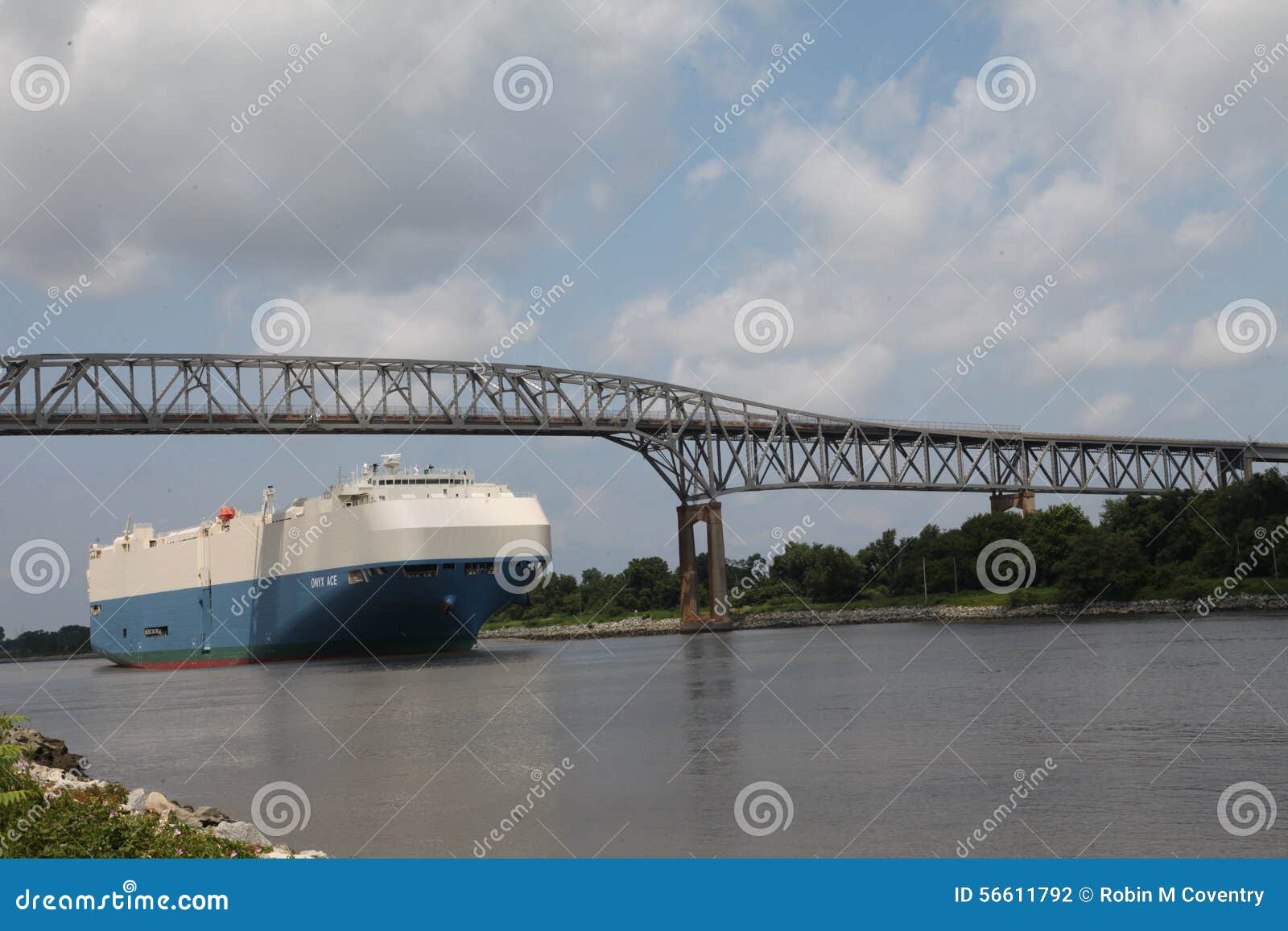 Cargo ship C&D Canal editorial photography. Image of shipping - 56611792