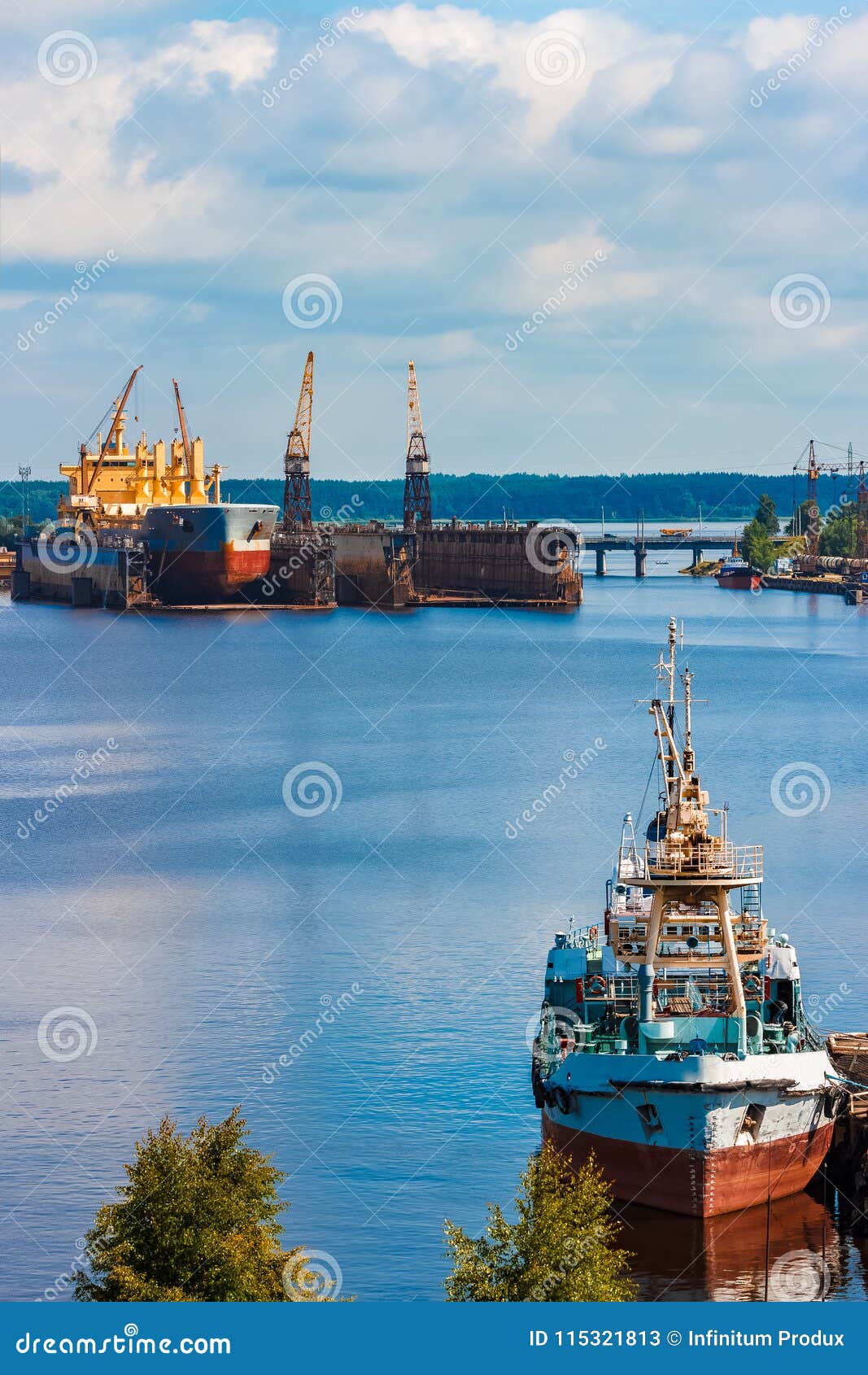 Cargo ship in the dock stock image. Image of freight - 115321813