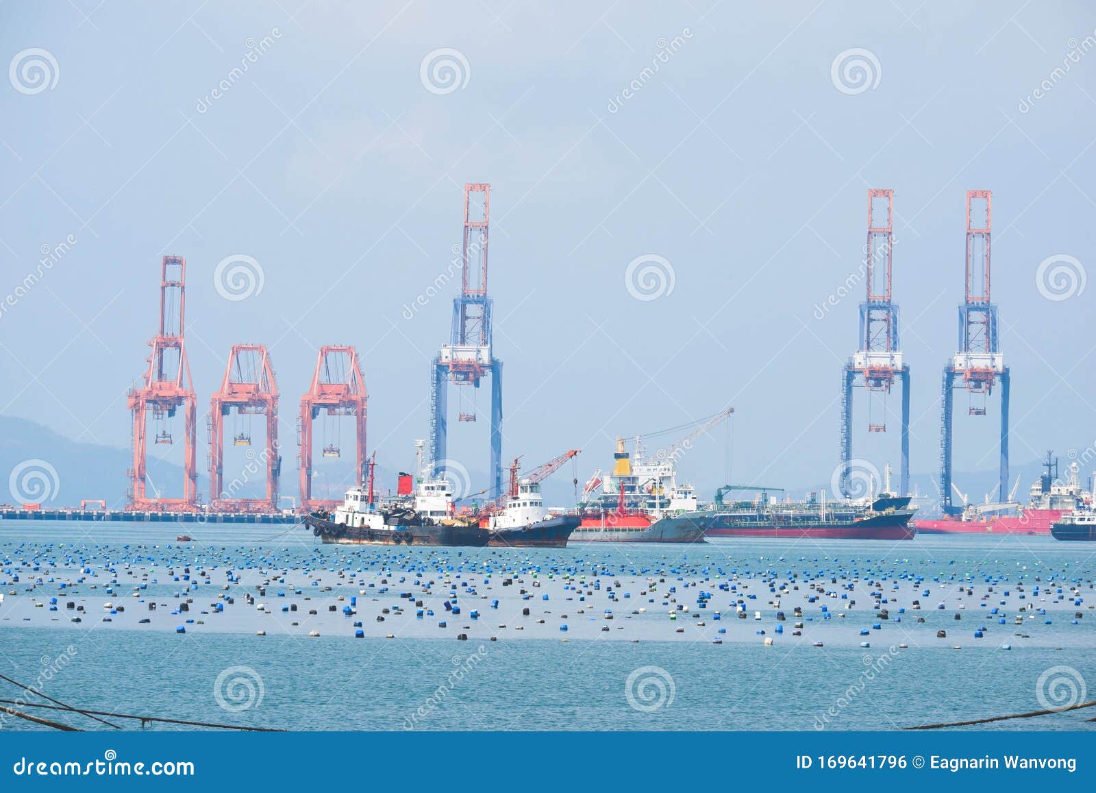 Cargo Ship for International Import and Export Stock Photo - Image of ...