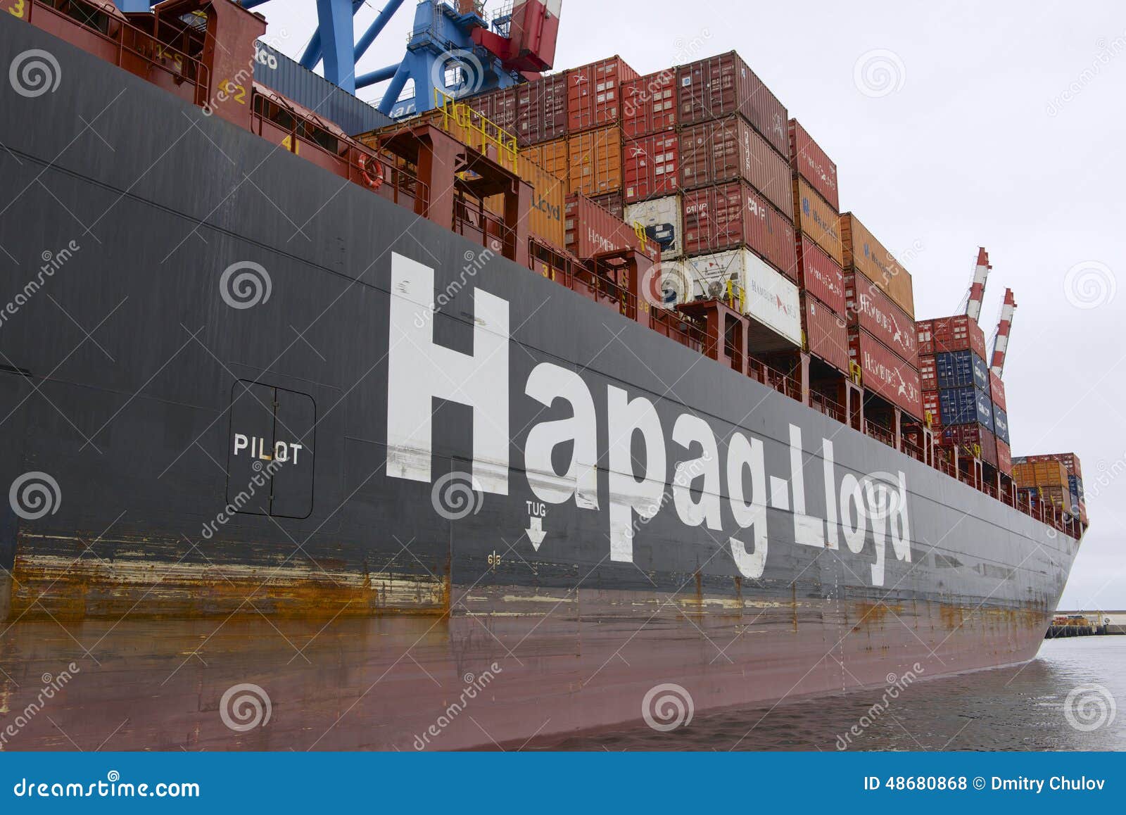 Cargo Ship Loaded with Containers in Valparaiso Port, Chile. Editorial ...