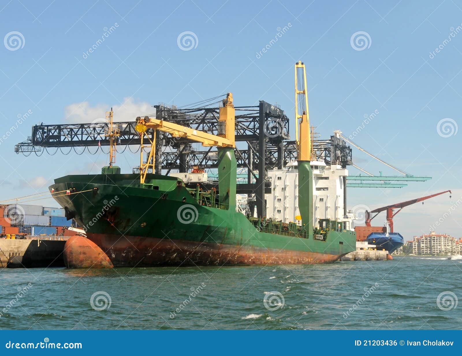 Cargo Ship Loading Royalty Free Stock Image - Image: 21203436
