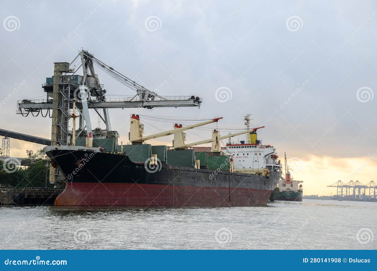 Cargo ship at the port editorial stock photo. Image of ship - 280141908