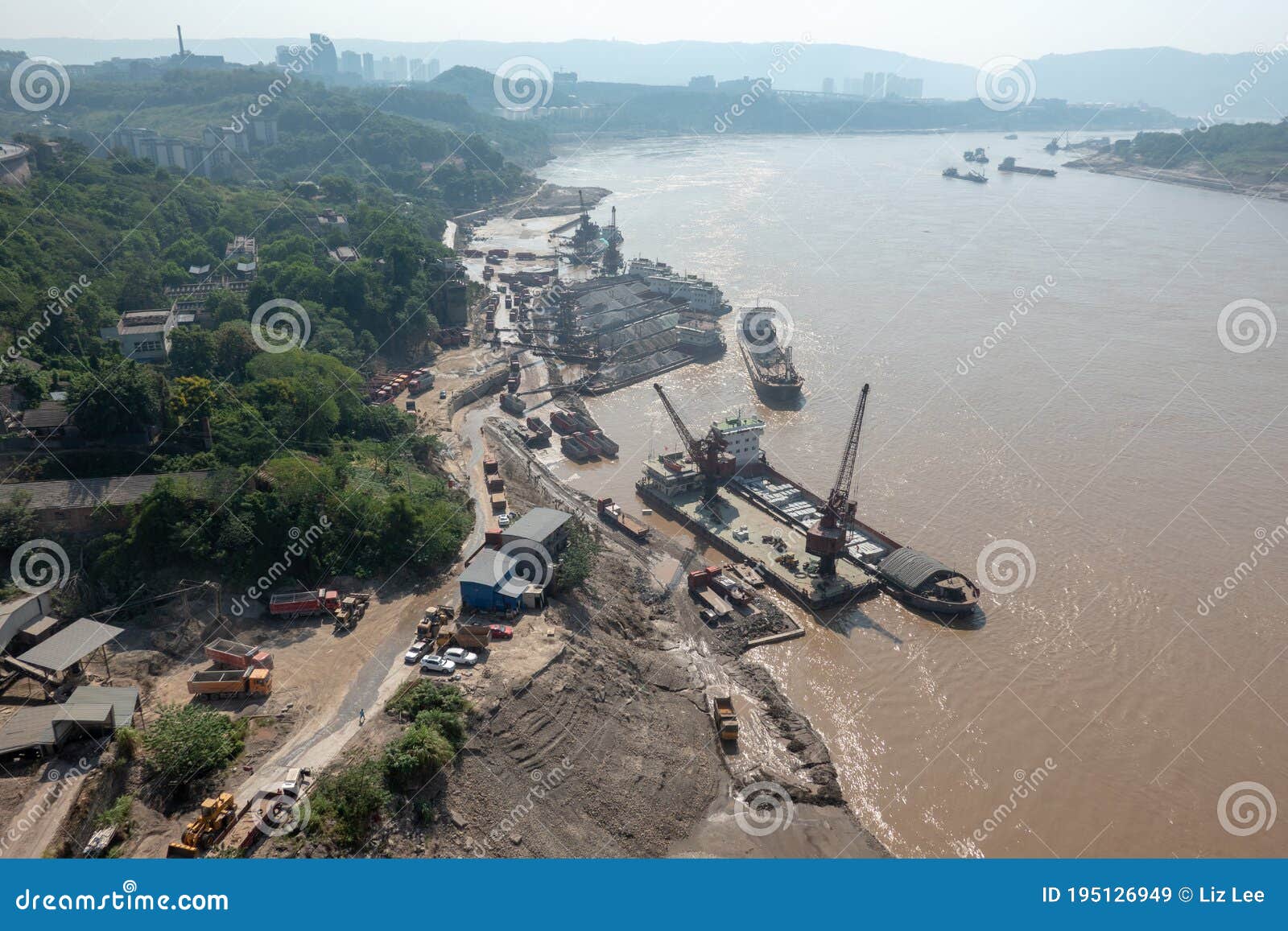 Cargo Ship Unloading on Yangtze River Under Blue Sky Editorial Stock ...