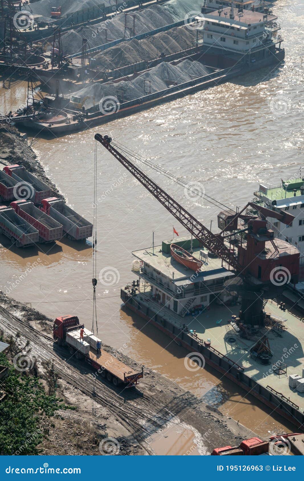 Cargo Ship Unloading on Yangtze River Under Blue Sky Editorial Stock ...