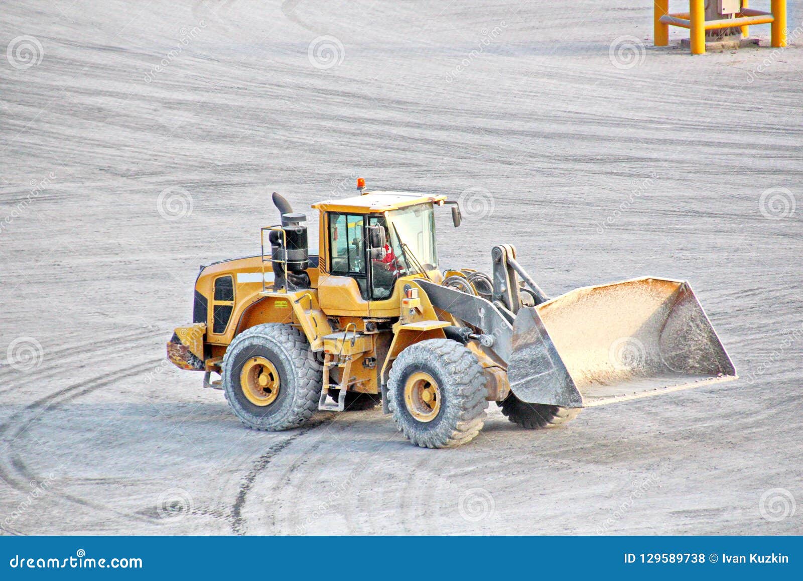 Cargo Terminal for Loading of Gypsum Cargo by Ship Cranes To Bulk ... Cargo Terminal for Loading of Gypsum Cargo by Ship Cranes To Bulk ...