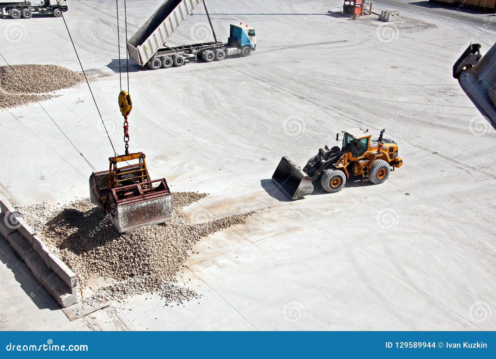 Cargo Terminal for Loading of Gypsum Cargo by Ship Cranes To Bulk ... Cargo Terminal for Loading of Gypsum Cargo by Ship Cranes To Bulk ...