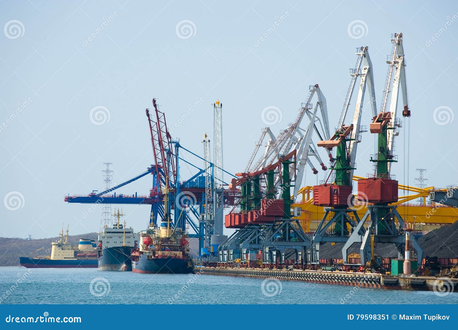 Cargo Terminal For Unloading Clinker Cargo And Crane Grab On Chains ...