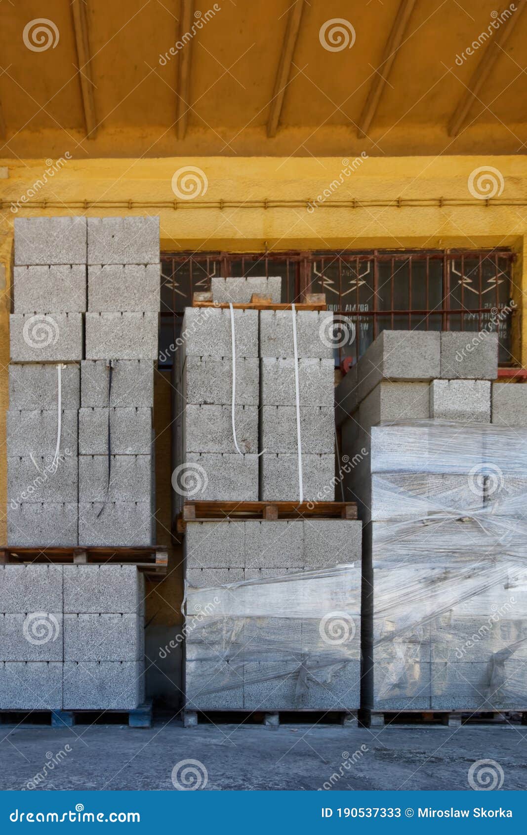 Cargo at the warehouse stock image. Image of unloading - 190537333
