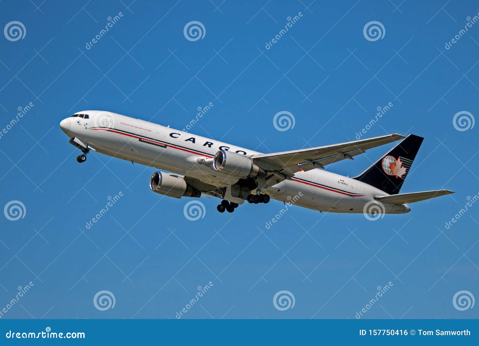 CargoJet Airways Boeing 767-300ER Freighter Con Salida De Hamilton Foto ...