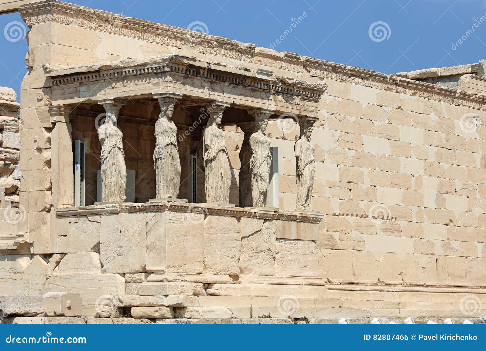 Cariatidi Di Erechtheion Nell'acropoli Di Atene Fotografia Stock ...