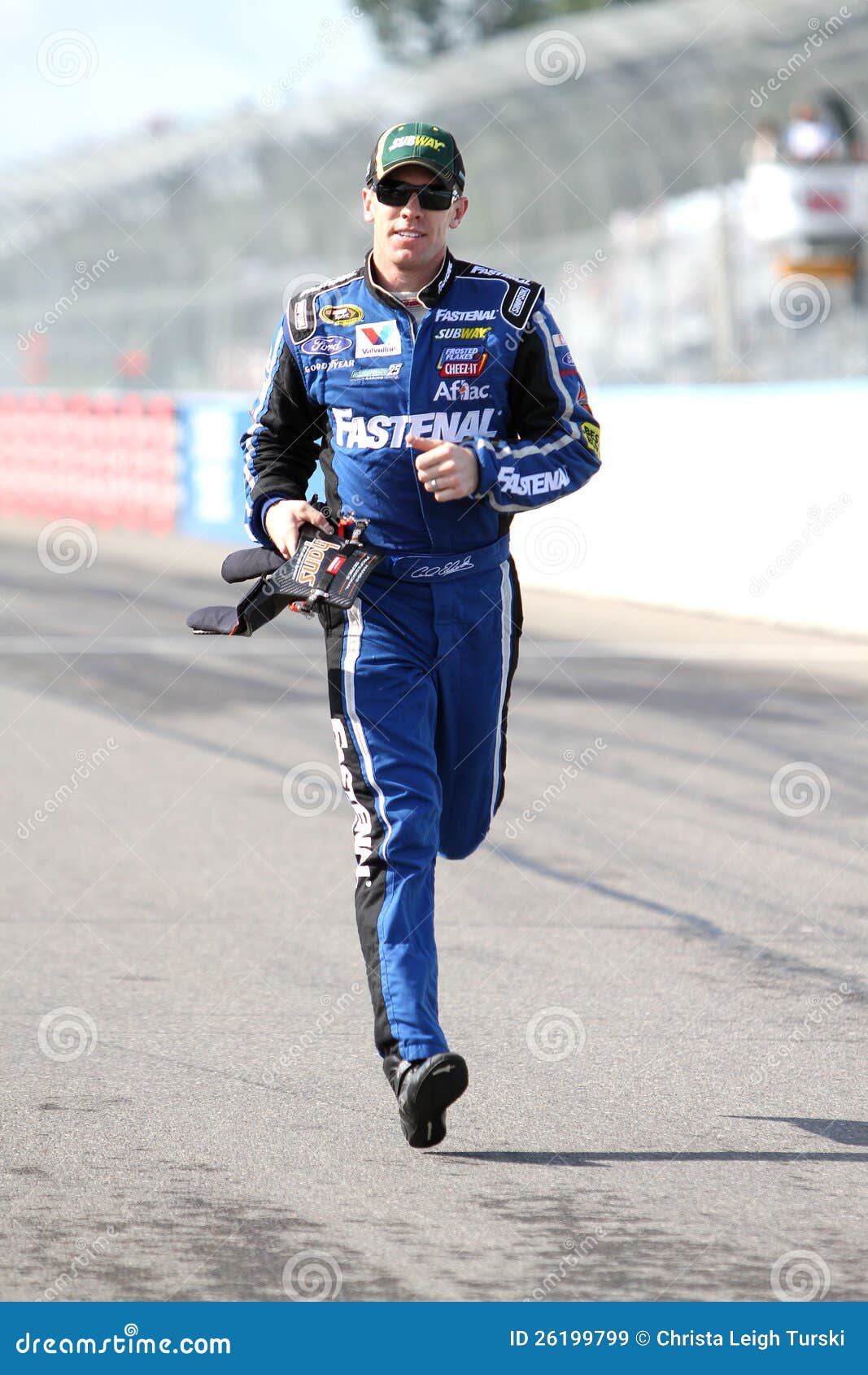 Carl Edwards running editorial stock image. Image of edwards - 26199799