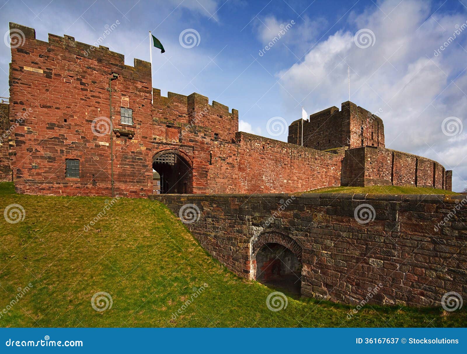 Carlisle Castle image stock. Image du voûte, fossé, forteresse - 36167637