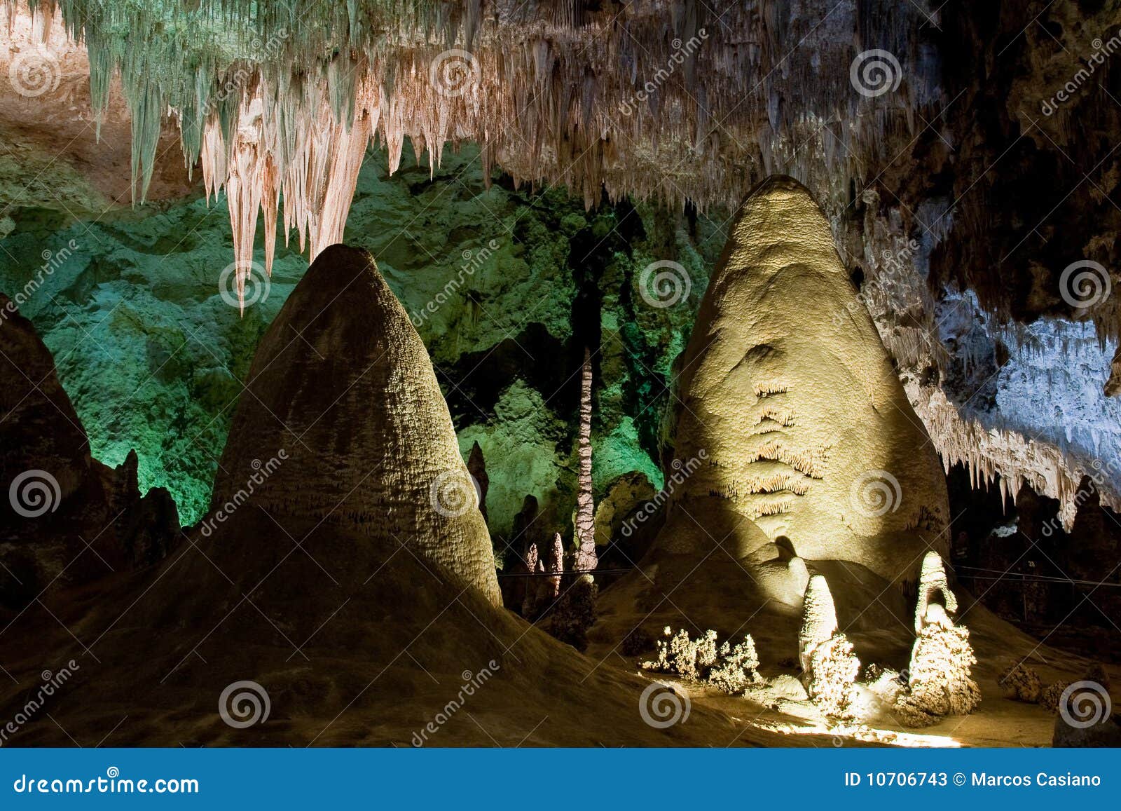 Carlsbad Caverns stock image. Image of ancient, cracks - 10706743