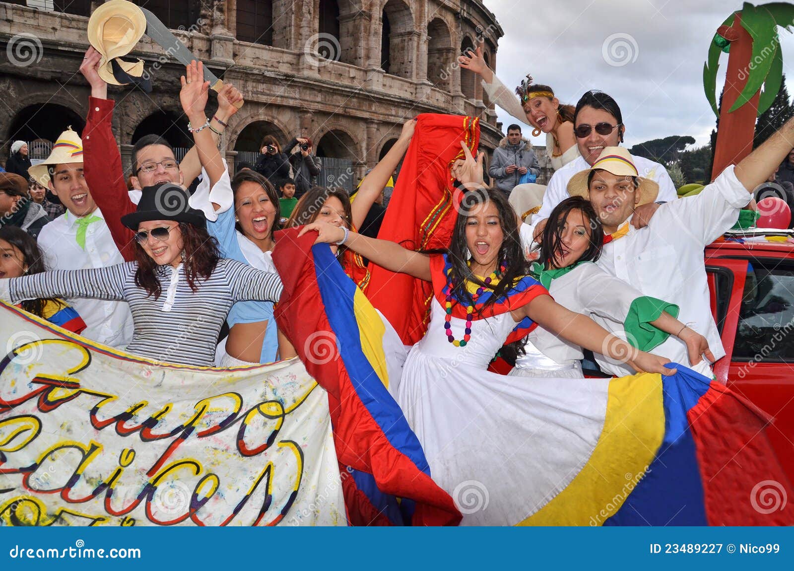 Carnaval 2012 En Roma En Italia Fotografía editorial - Imagen de ...