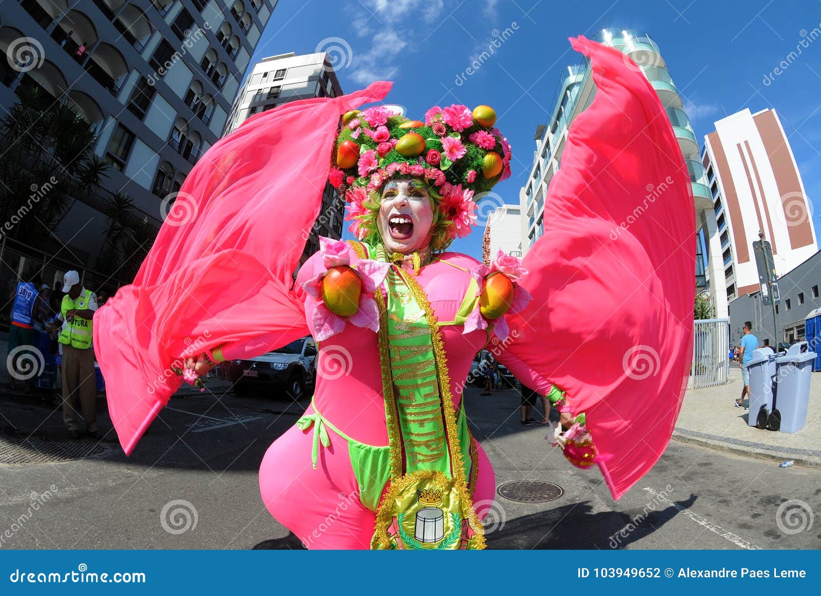 Carnaval de Rua fotografía editorial. Imagen de durante - 103949652
