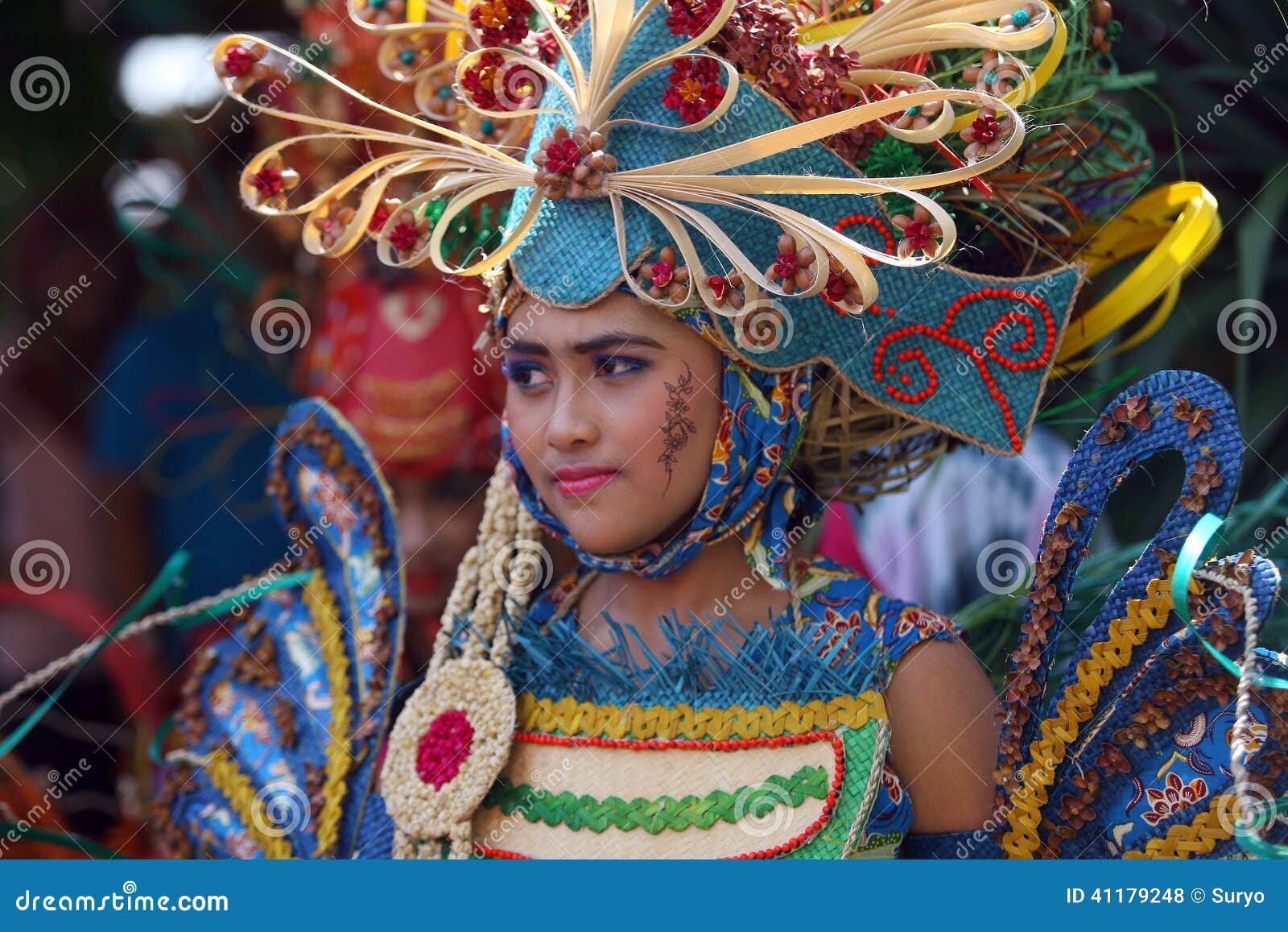 Carnaval-kostuum redactionele stock foto. Image of java - 41179248