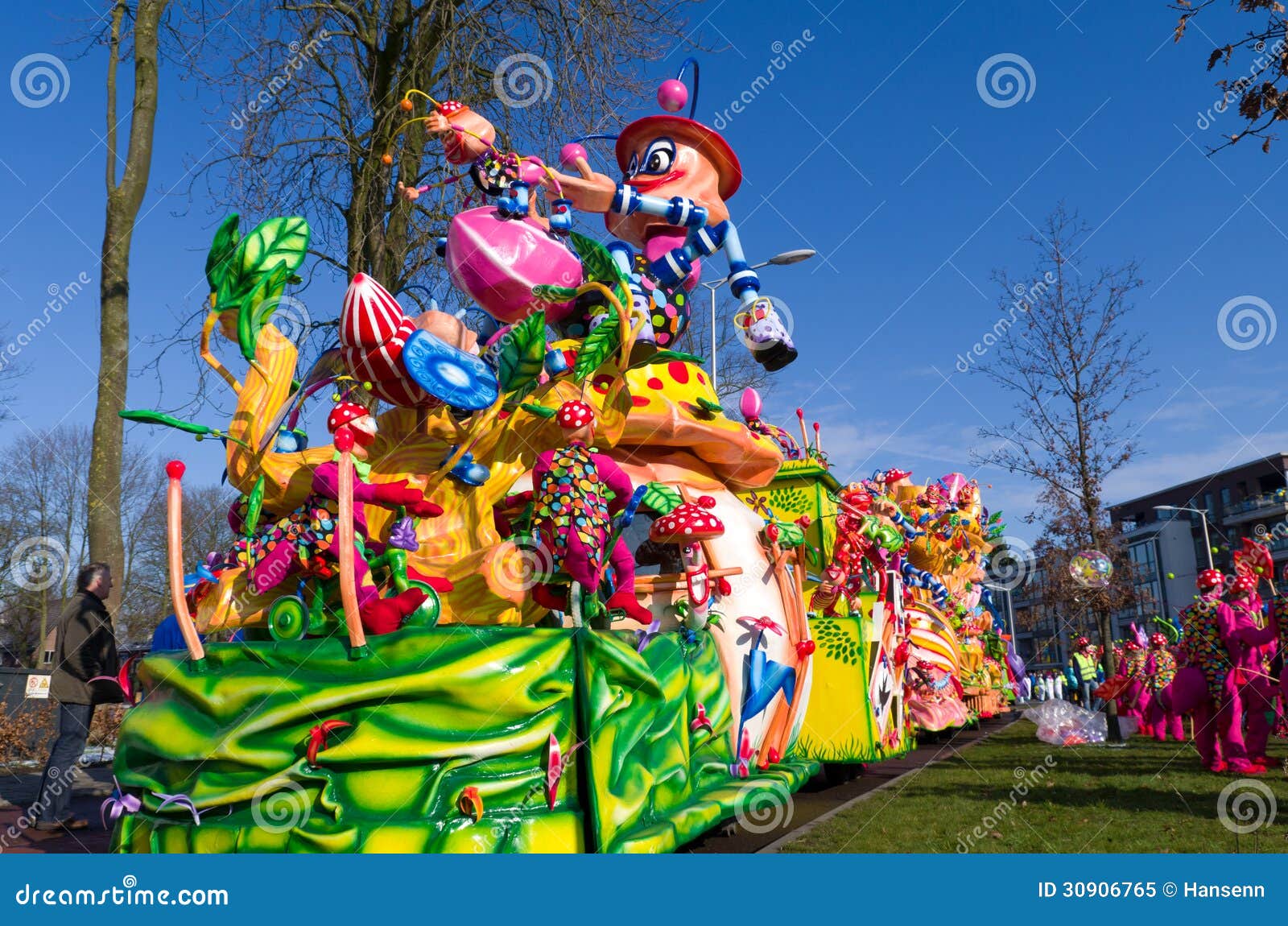 Carnaval-parade redactionele afbeelding. Image of nederland - 30906765