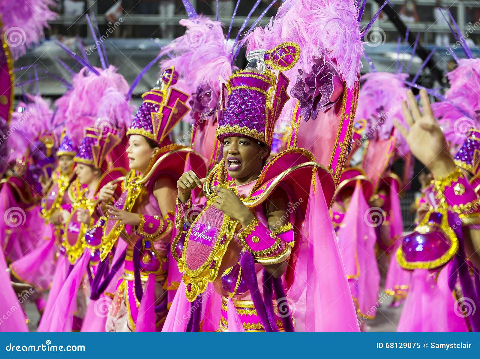 Carnaval Samba Dancer Brazil Redactionele Afbeelding - Image of camera ...