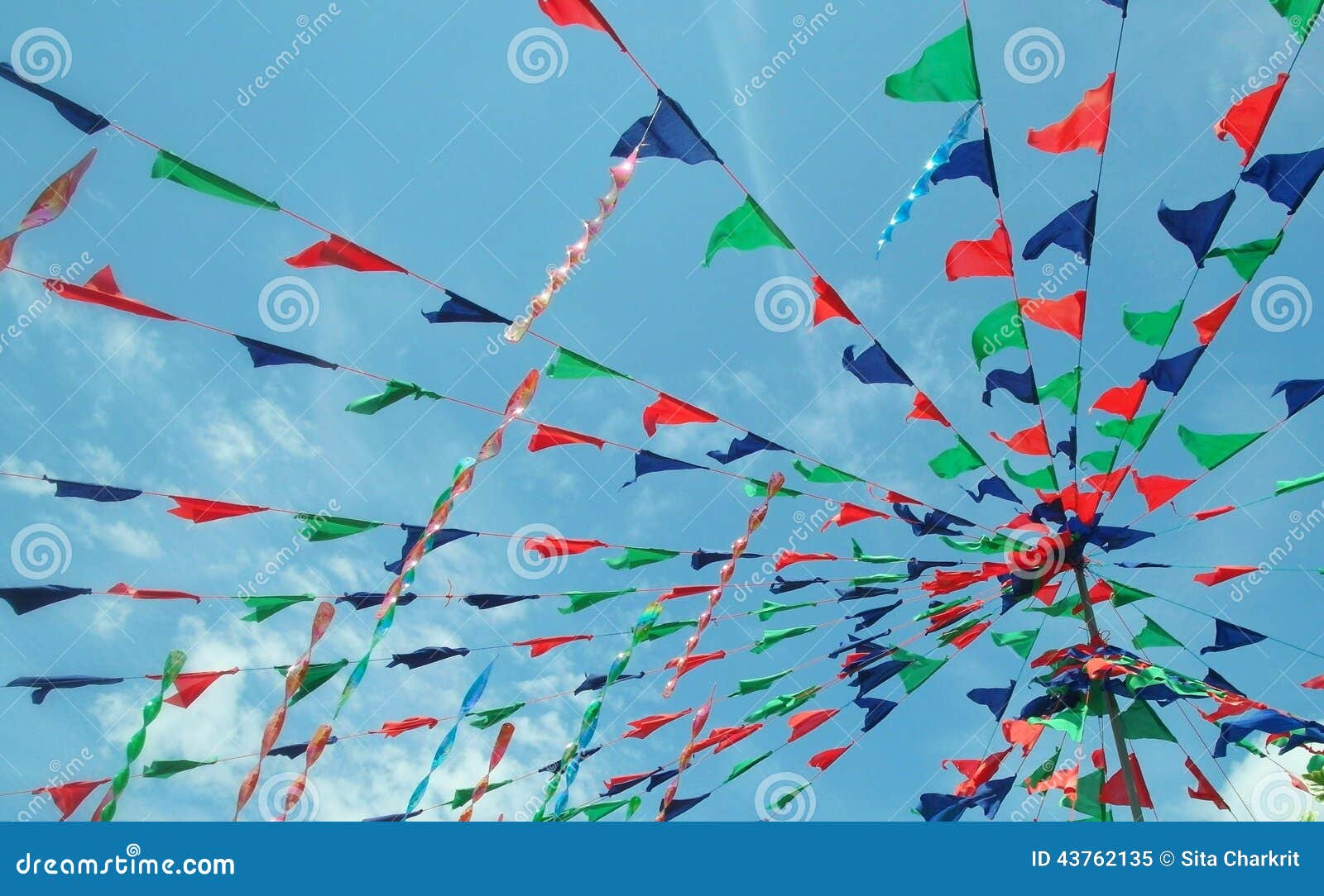 Carnaval-vlaggen stock afbeelding. Image of jubileum - 43762135