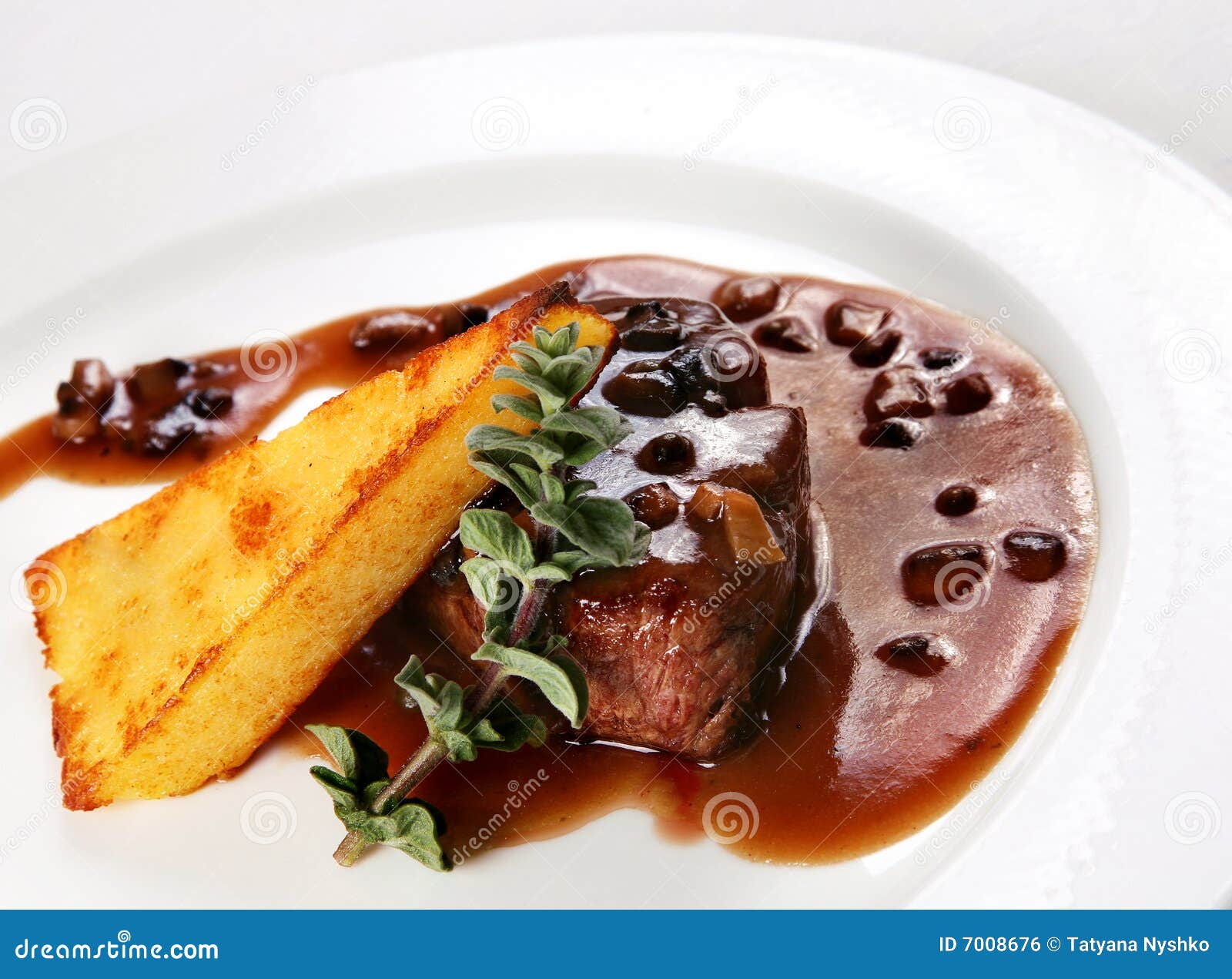 Carne De Vaca Preparada Del Filete Foto de archivo - Imagen de asado ...