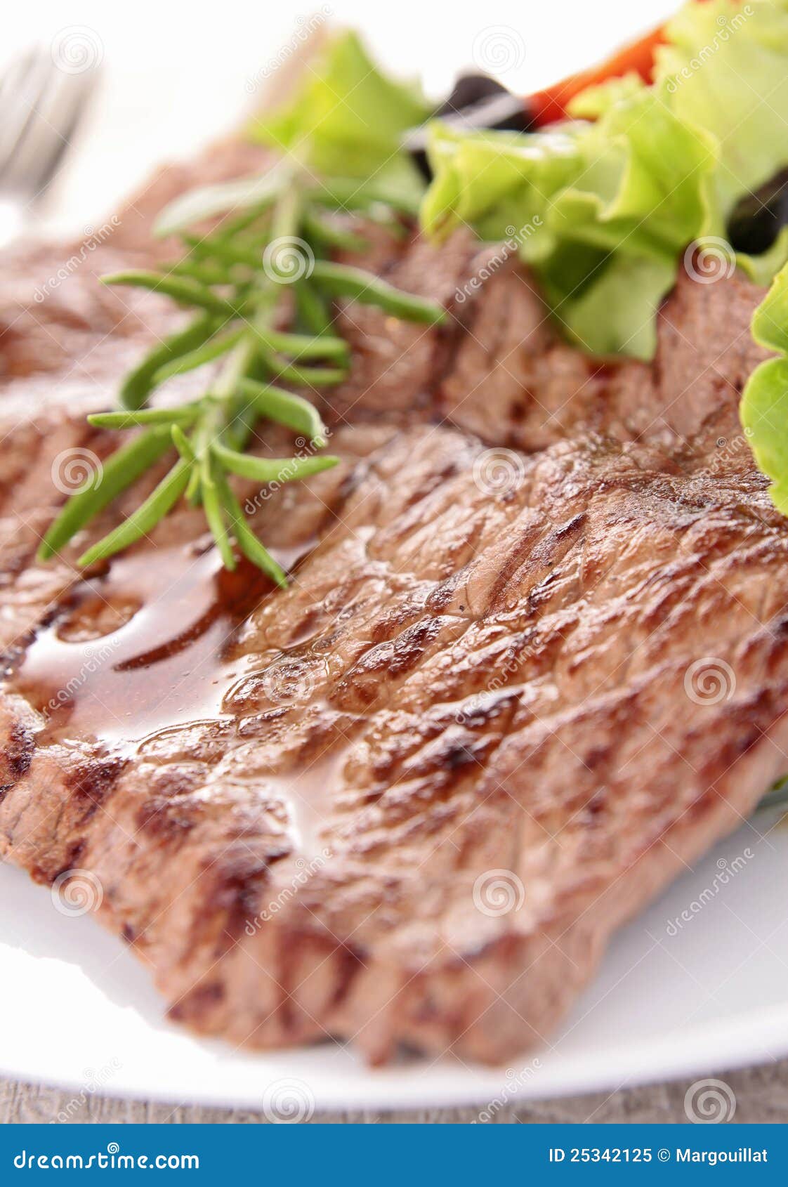 Carne grelhada imagem de stock. Imagem de gastronomia - 25342125