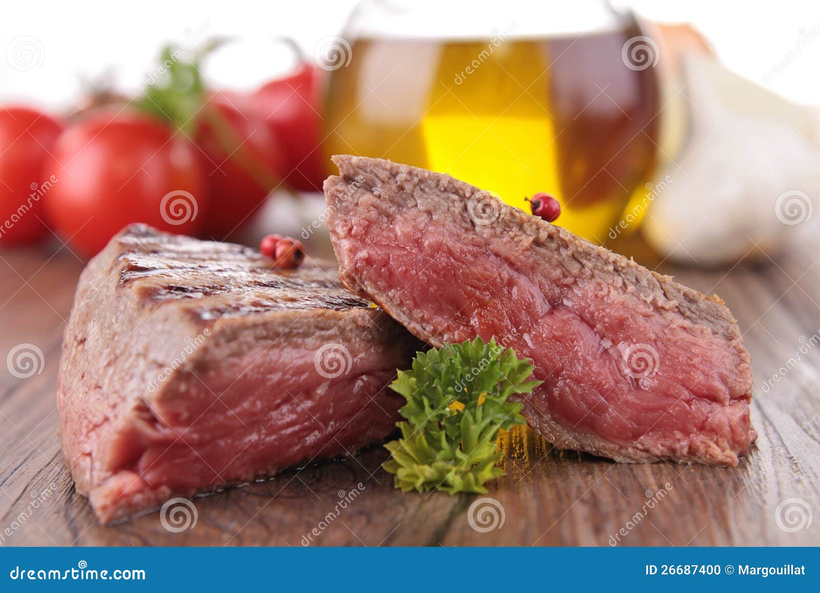 Carne grelhada, assado foto de stock. Imagem de gastronomia - 26687400