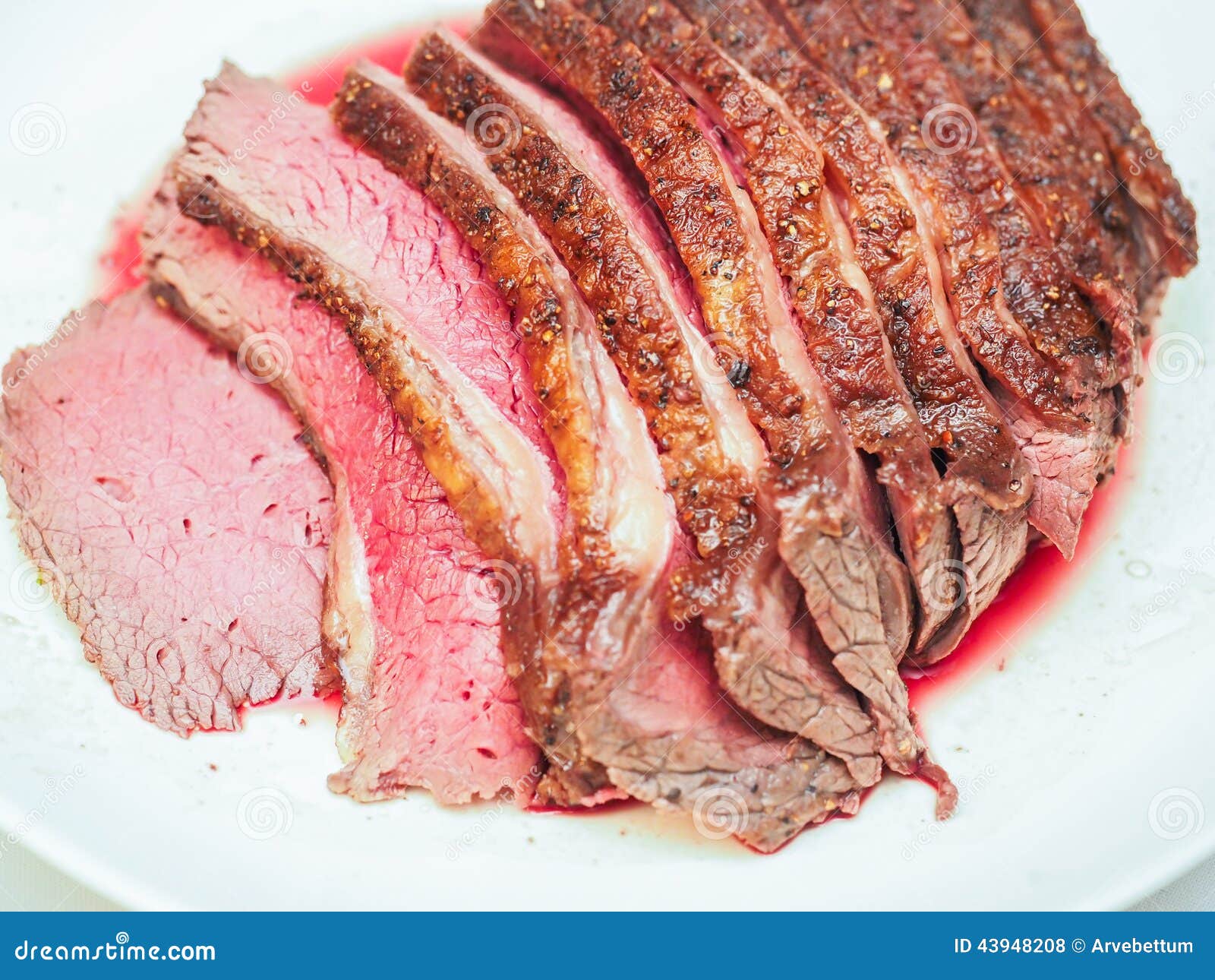 Carne Roja Jugosa Sazonada Frita Foto de archivo - Imagen de grilled ...