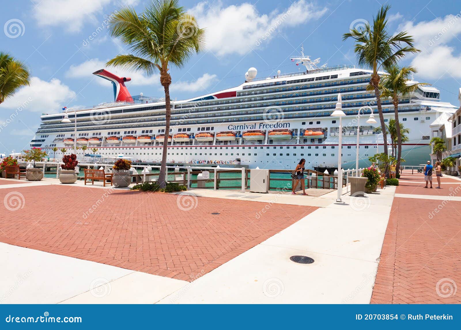Carnival Docked in Key West Editorial Stock Image - Image of caribbean ...